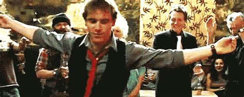 Benedict Cumberbatch V Michael Fassbender Dancing At The Golden Globes 2014 Whos The Best