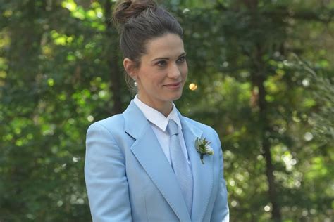 Iris Blake 9 1 1 Wiki Fandom