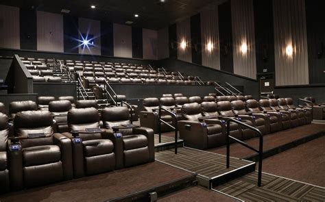 Luxury 4dx Movie Theater In Vista Cinépolis Vista San Diego County