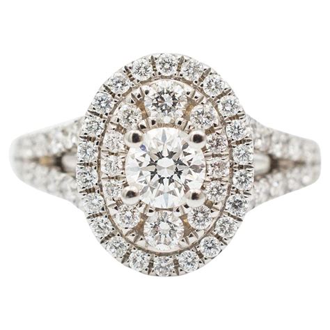 Ladies 14k White Gold Round Halo Diamond Cluster Engagement Ring For