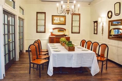 Private Dining — Puffy Muffin