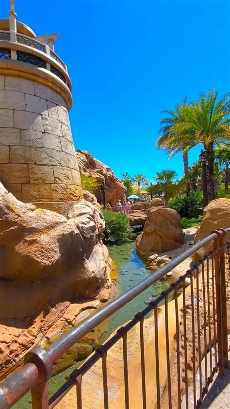 Happy Friday Disney Always Has Some Really Great Queues I Really