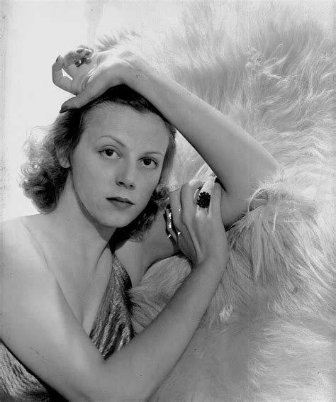 The Met Gala Who Was Eleanor Lambert The Glamorous Publicist Who