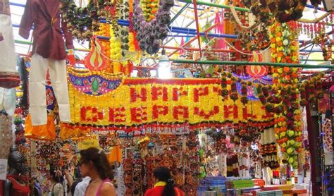 عيد ديوالي مهرجان النور يغمر الهند بالفرحة