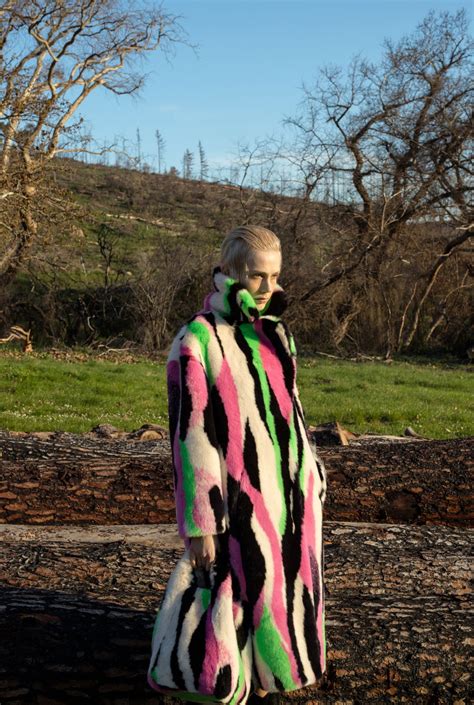 Yade Agencia Model Management