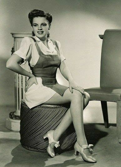 Pin By Detersgeorge On Actresses Judy Garland Ziegfeld Girls Actresses