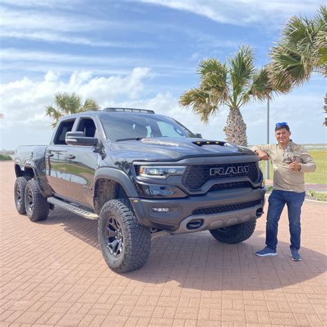 J Leonardo Macias Official Elsa Tx