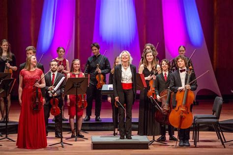 The Britten Youth String Orchestra — Loes Visser