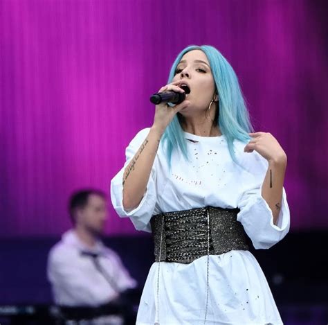 Halsey Pics