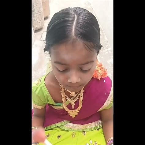 ரொம்ப சிம்ப்ளா அழகான மேக்கப் செய்யலாமா வாங்க பார்க்கலாம் Simple