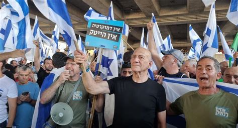 היה סביר שזה יקרה תמונות מהמחאה שהרימה ראש כלכליסט