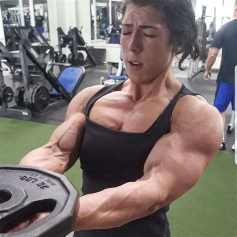 Shannon Seeley R Bigarms