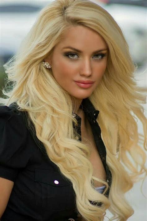 Courtney Shoemaker Stunning Eyes Beautiful Gorgeous Beautiful Women Fashion Beauty Hair