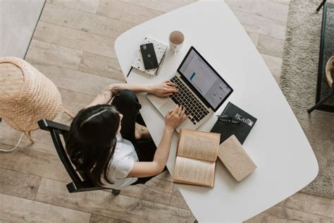 How To Put Different Headers And Footers On Different Pages In Word