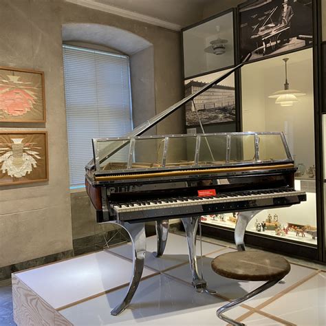 Nostalgia And Futurism Honors Project Matthew C Nardone