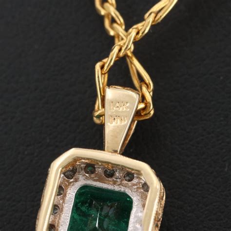 Halo Emerald Cut Emerald Diamonds Pendant Necklace 18k Gold For Sale