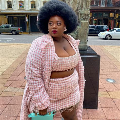 Thick Curvy Lifestyle