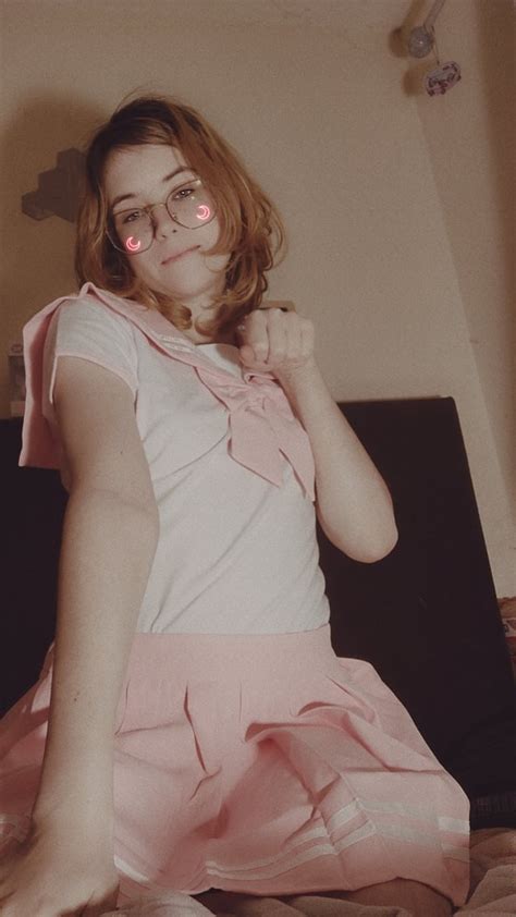 Another new onesie : r/ageregression