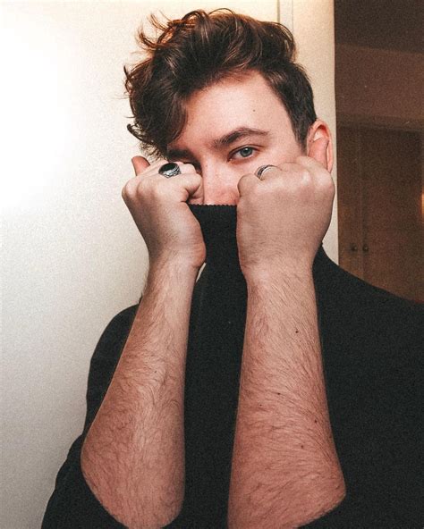 Anthony Úly Энтони Юлай On Instagram “ОСЕНЬ ЭТО ДЛЯ ТЕБЯ ⠀ Осень холодная и дождливая но