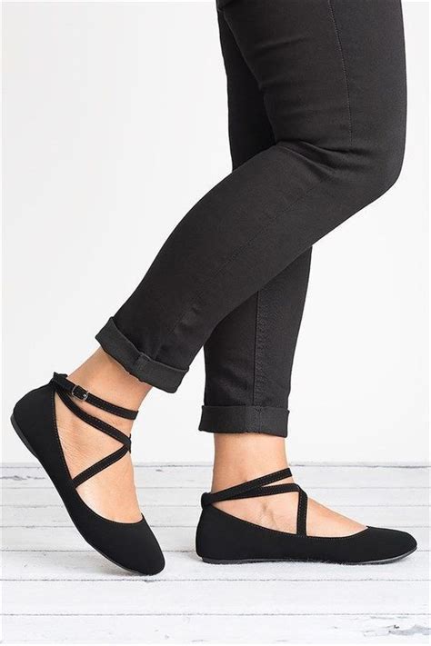 Great Feet With Black Flats Pic Great Feet With Black Flats Pic