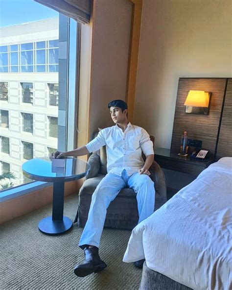 Live With Hyatt Ayan Khan