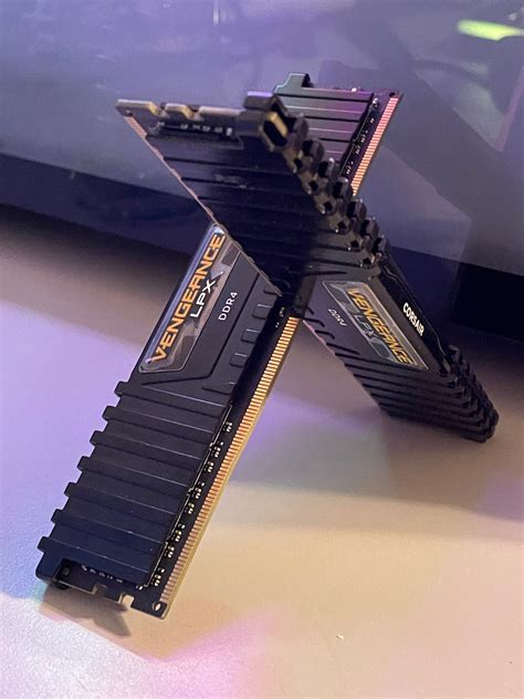 Corsair Vengeance Ddr4 Ram 2x8 Jawa Corsair Vengeance Ddr4 Ram 2x8 Jawa