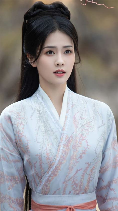 Pin By Dahlia On Cn Film 1 Chinese Beauty Beautiful Chinese Women