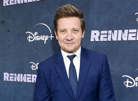 Variety Jeremy Renner Says He Experienced Death During Facebook