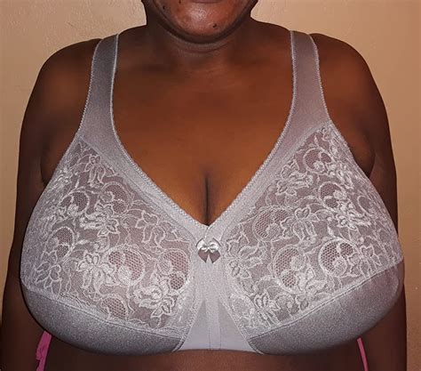27 Best Supportive Bras For All Types Of Boobs 2022