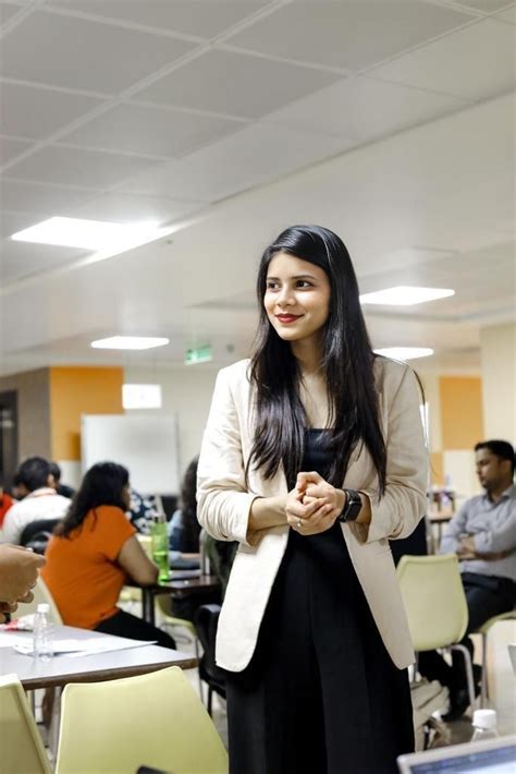 mastering binary search the art of efficient searching 🔍⚡ binary search… maitri manya