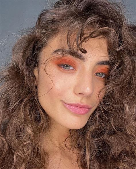 Vanessa Moe Bio Age Height Wiki 😍 Models Biography