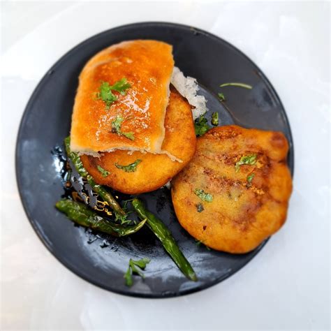 Frozen Batata Wada At Best Price In Pune By Kiitoss Foods Private Limited Id 26412835991