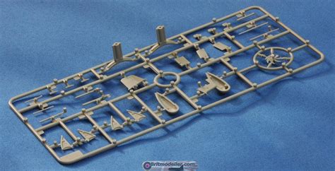 Akula Class Submarine 1 350 By Hobbyboss Kits