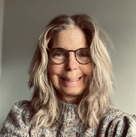 Monica Soderstrom Cn Cpt Therapy Lounge