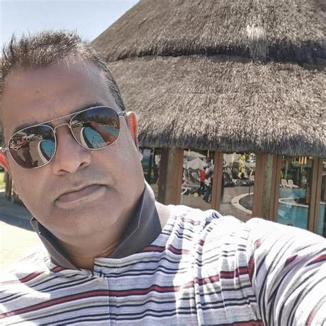 Reshad Khadaroo Reshad 1965 • Threads Say More