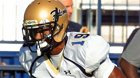 Virginia Signee Andre Levrone Streaking The Lawn