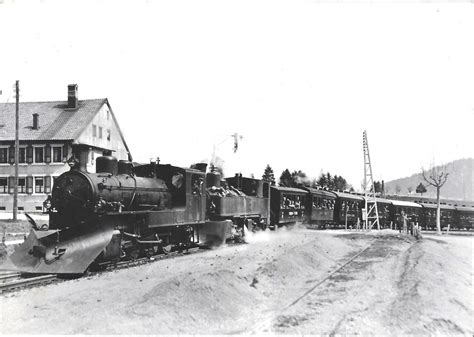 Yverdon Ste Croix Un Train à Lentrée En Gare De Ste Cro Kaufen