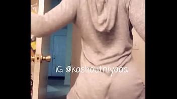 Booty Show IG Kashoutniyaaa Tshirt And Maybe Panties On U Tell Me XVIDEOS