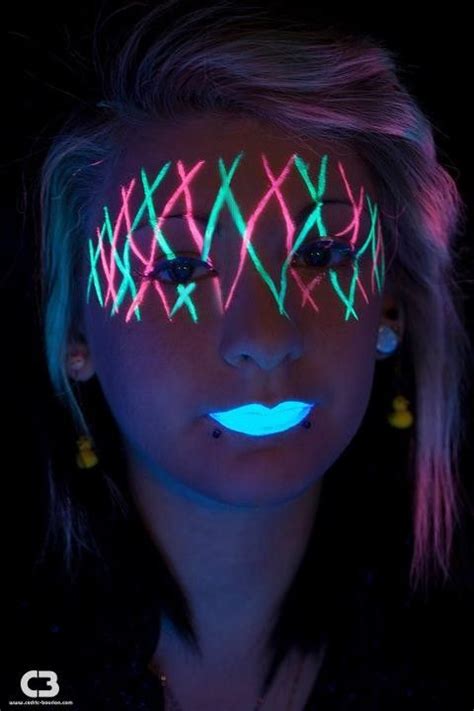 Neon mask Halloween Carnival, Halloween Diy, Halloween Face Makeup, Uv ...