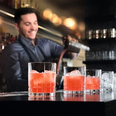 派對必玩！10個最受歡迎、超刺激的「喝酒遊戲」推薦！不需要道具就能炒熱氣氛 Gq Taiwan