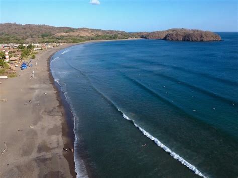Playa Venao Surf Guide Panamas Top Surf Town Surf Atlas
