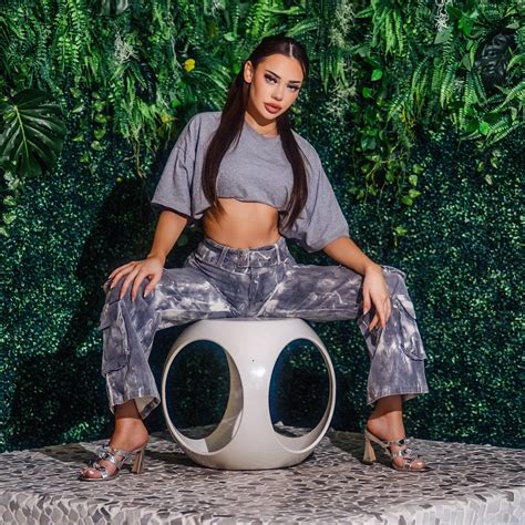 Sabina Thesabinarouge • Instagram Photos And Videos