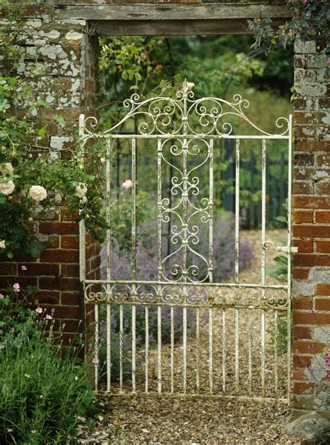 Antique Wood Garden Gate At Rodney Anna Blog