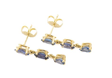 Montana Yogo Sapphire Earrings 1 74ctw Sapphires Gem Gallery