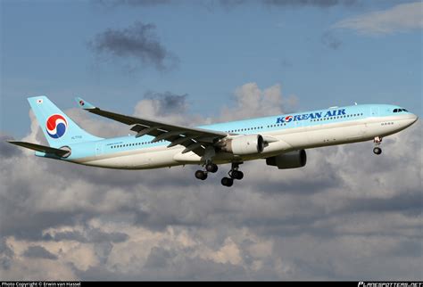 Hl7710 Korean Air Airbus A330 323 Photo By Erwin Van Hassel Id 724129