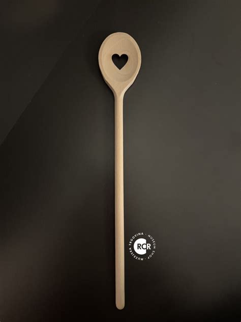 Lesena žlica Izrez Srce Rokodelski Center Ribnica