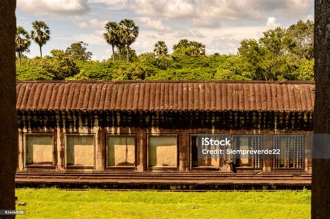 앙코르 와트 캄보디아 유네스코 세계 문화 유산 세계에서 가장 큰 종교적인 기념물의 보기 닫기 0명에 대한 스톡 사진 및 기타 이미지 Istock