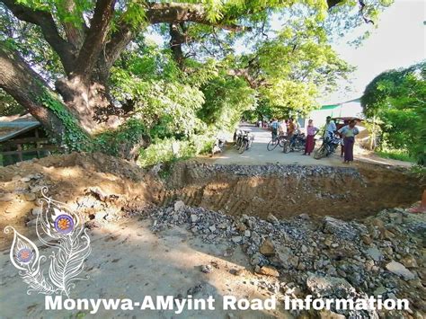 မုံရွာ အမြင့်လမ်းကို ပြည်သူတွေသွားမရအောင် မြေတူးစက် ဘူဒိုဇာ ဖြင့် စစ