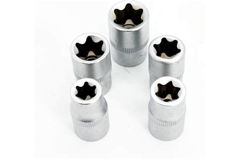 Набор автомобильного инструмента ВАРЯГ 130 предметов НИ-130 (1/2) 95134 ...