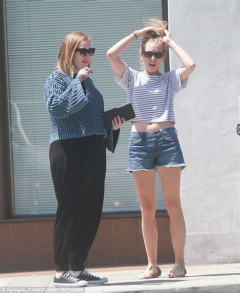 Adele Tells North American Crowd That She Cant Eat Pizza Anymore Daily Mail Online